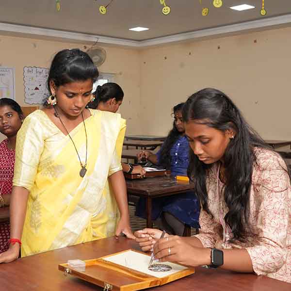 Mahalashmi Womens College